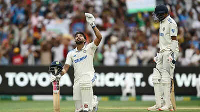 'One of the greatest hundreds in Indian cricket history': Sunil ...