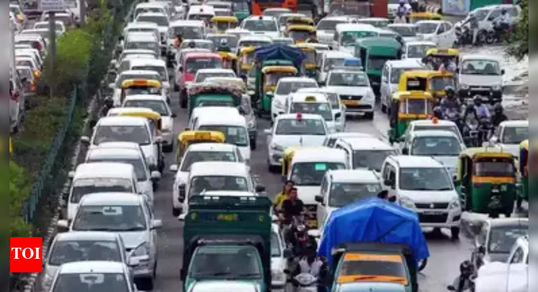 Delhi’s AQI improves, restrictions eased: Can you drive BS-III, BS-IV ...