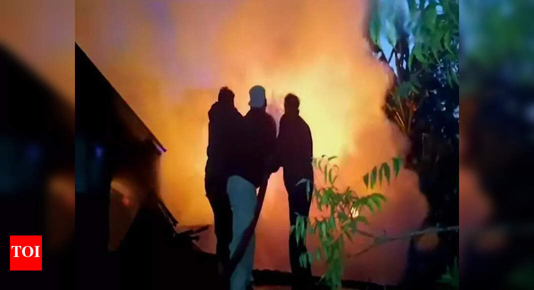 11 rented houses gutted in Digboi | Guwahati News - Times of India