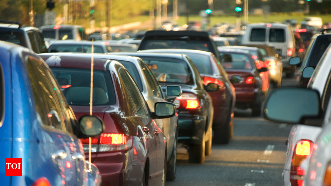 Hot Traffic Jam LocalNews : Reports Have Been Coming In That There Is