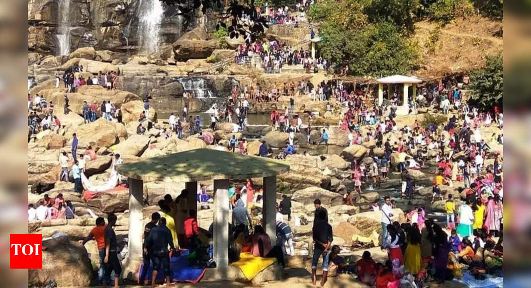 Poor Waste Mgmt Takes Shine Off City’s Picnic Spots | Ranchi News ...