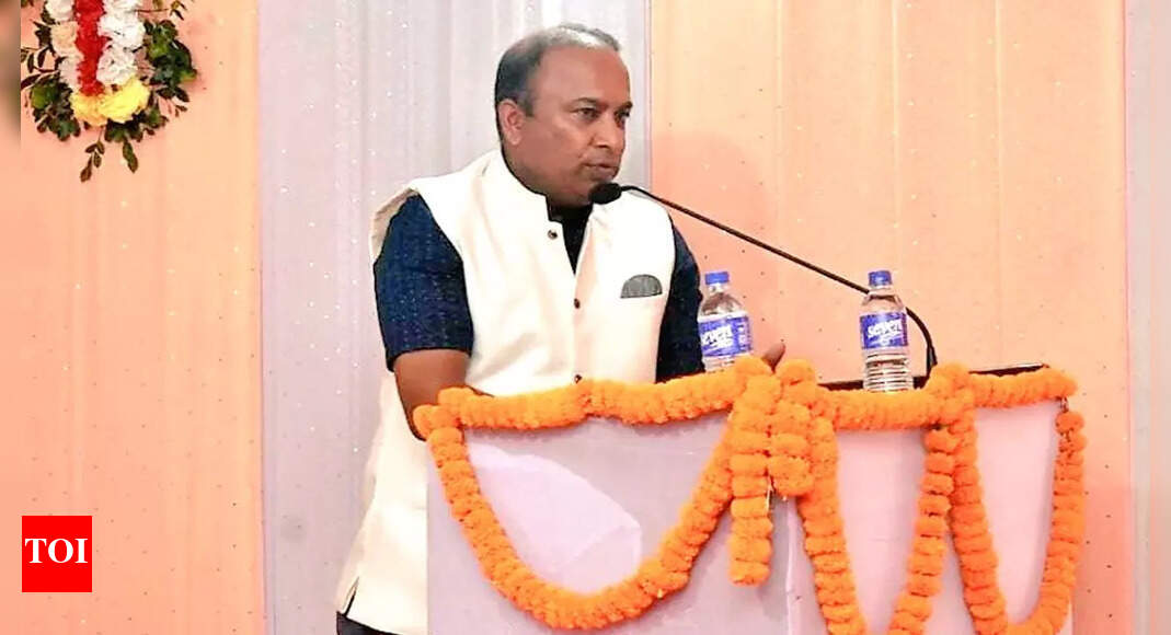 Devajit Saikia is new BCCI secretary; Chhattisgarh Cricket Sangh's ...