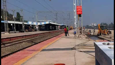 Citizens urge Central Railway to add new exp stop in Sangli | Kolhapur ...