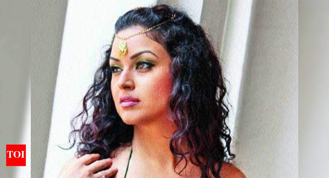 Maryam to make a Bollywood debut? | Tamil Movie News - Times of India