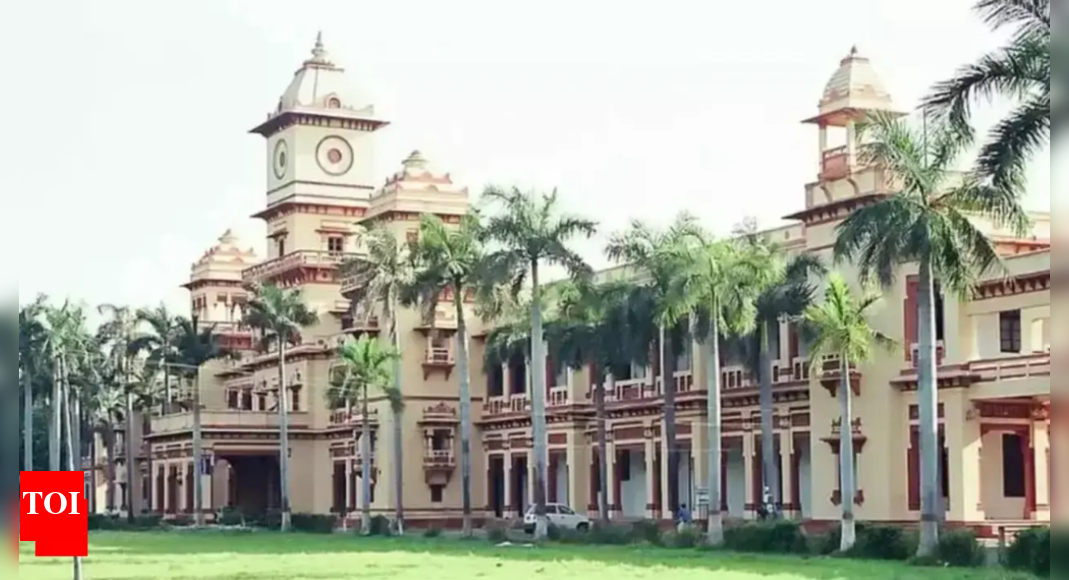 Technex 2025: Unveiling the 'world of pixels' at IIT-BHU varanasi's 86th techno-management ...