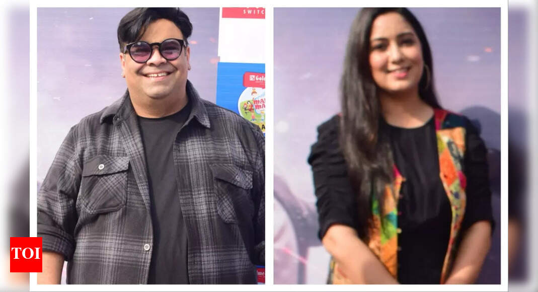 Kiku Sharda and Harshdeep Kaur entertain crowds at an event in Malad ...