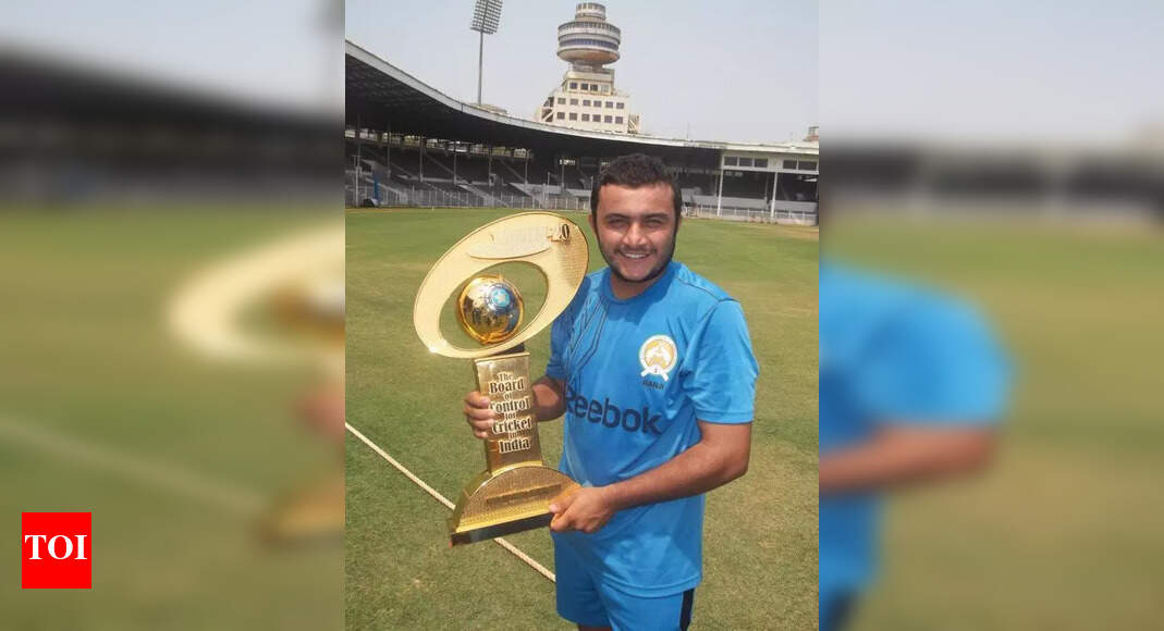 Ex-skipper Kedar Devdhar of Baroda retires from cricket - Times of India