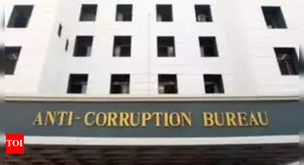 BMC bribery Case: ACB delays decision on naming 3 BMC officials in high ...
