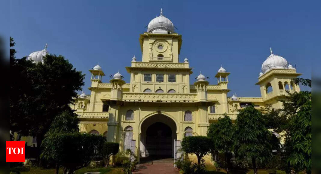 LU bags 22nd rank for its BBA prog | Lucknow News - The Times of India
