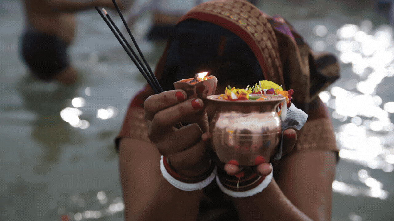 Maha Kumbh 2025 Live Updates: 1.60 crore devotees take holy dip in ...