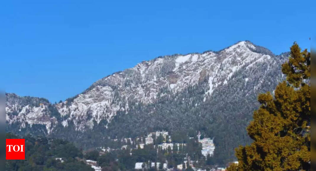 Snowfall in Nainital brings cheer to tourists, turns hill station into ...