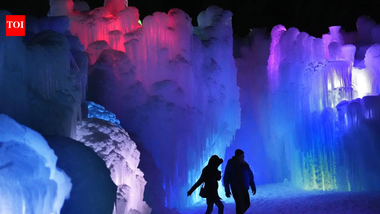 A winter wonderland of 25 million pounds of ice: Majestic ice castles ...