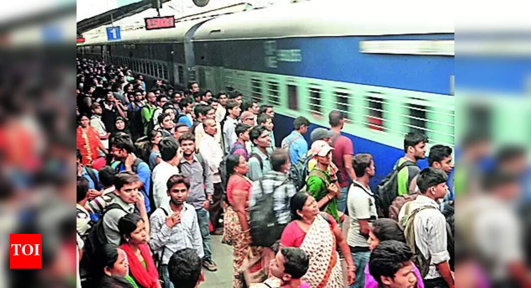 Maha Kumbh devotees make a beeline for Bokaro rly station | Ranchi News ...