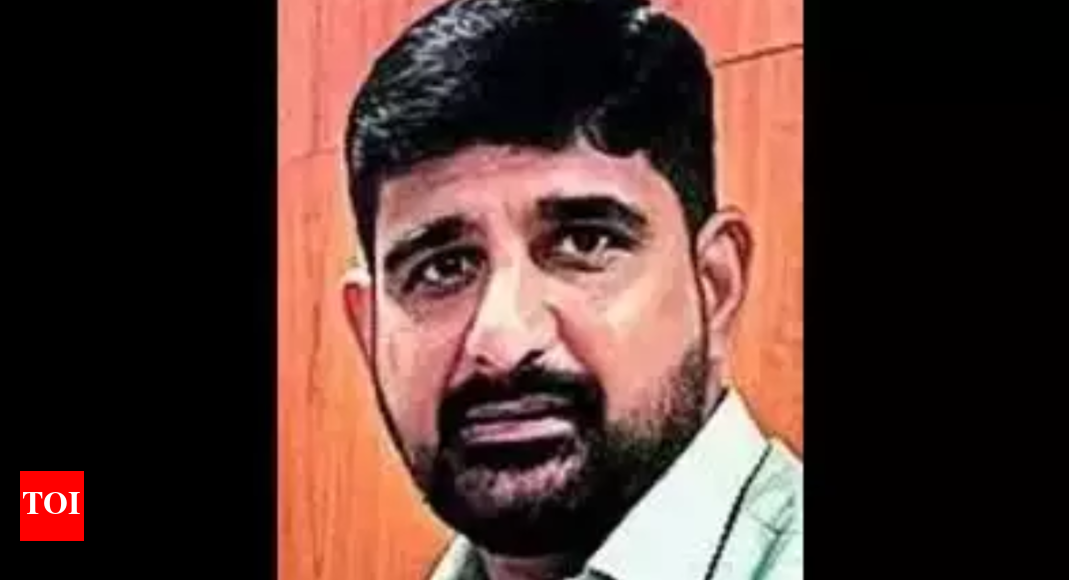 Kaushik Reddy: BRS MLA held for ‘confronting’ crossover Congress MLA during speech | Hyderabad ...