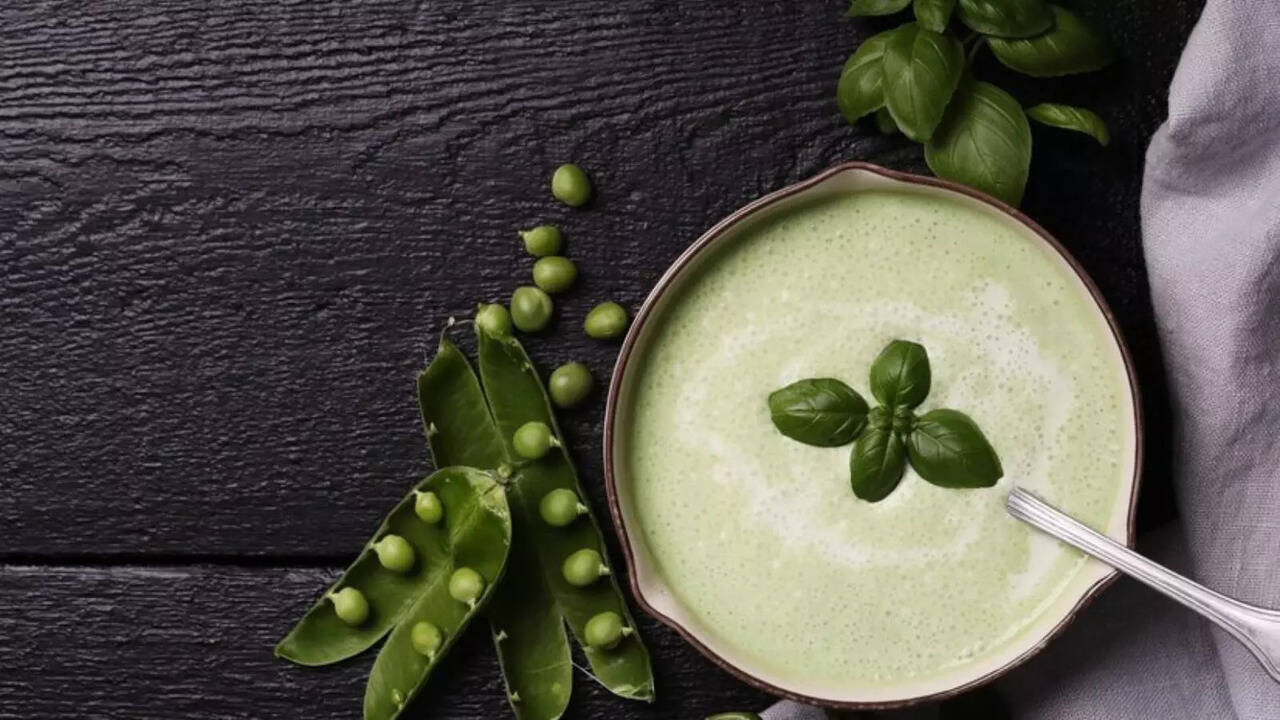 Green Pea Peel Soup: Turn Scraps Into A Winter Favourite