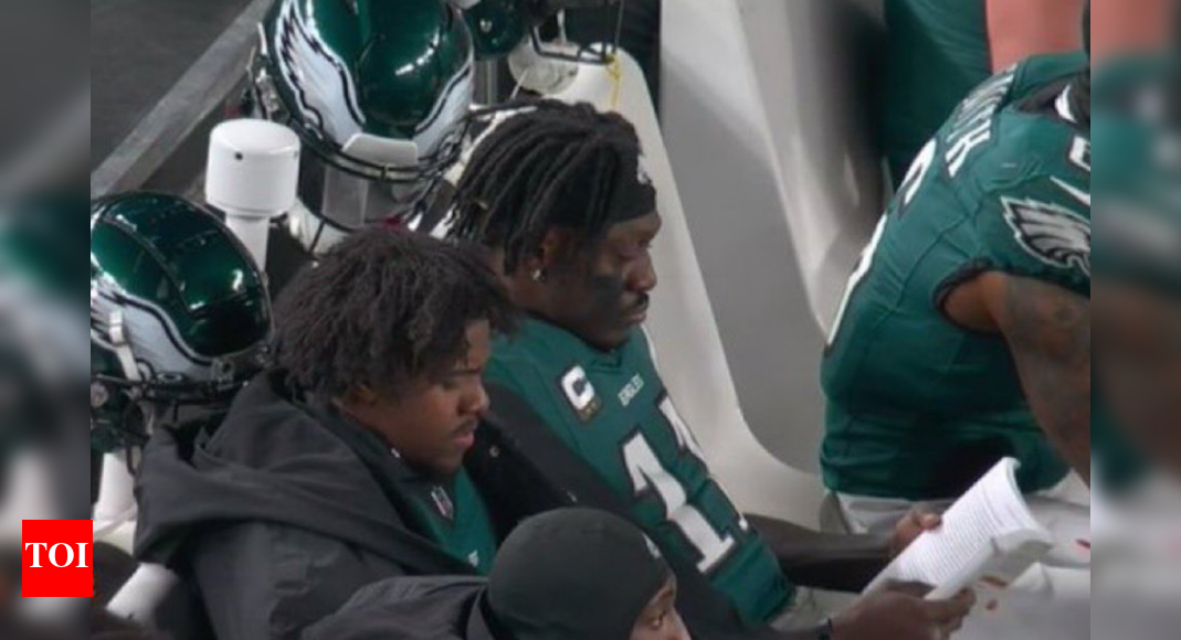 Inner Excellence: See How AJ Brown's Sideline Reading Moment Just ...