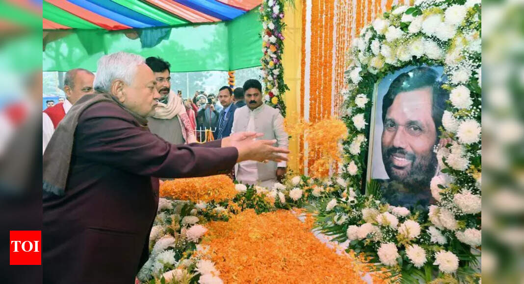 Makar Sankranti: Nitish’s early visit surprises LJP(RV) workers | Patna ...