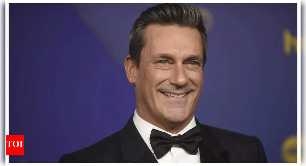 Jon Hamm of 'Mad Men' fame named Man of the Year by Harvard's Hasty ...