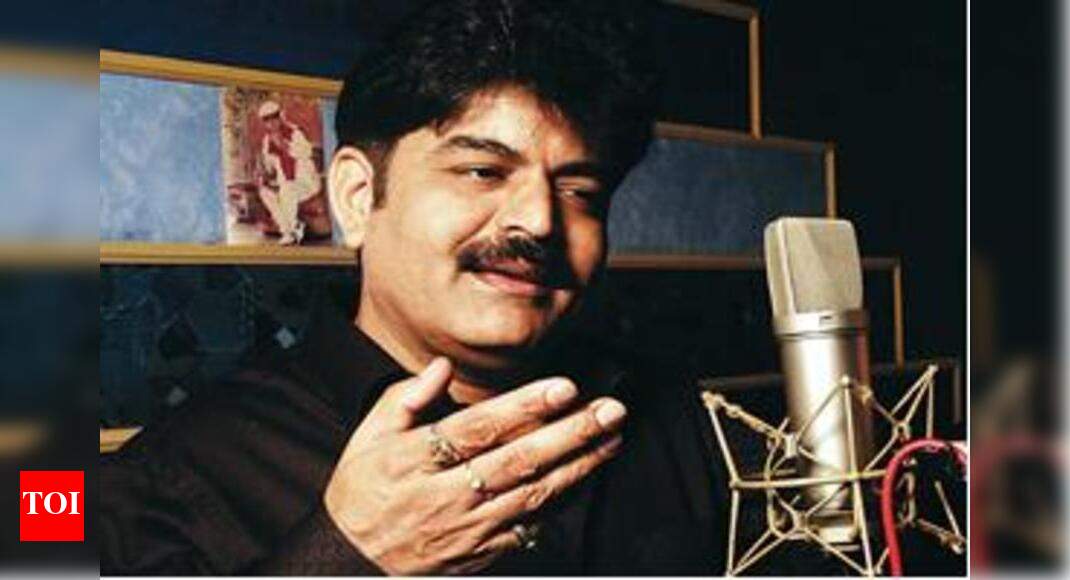 Babla Mehta's tribute to late Mukesh | Hindi Movie News - Times of India