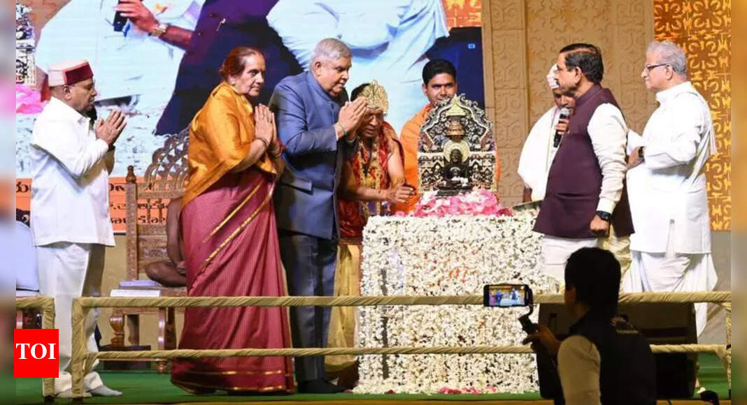 Vice-President Dhankar inaugurates 405-feet Sumeru Parvat | Hubballi ...