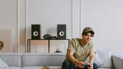 Best Surround Sound Speaker Systems for Enhancing Your Living Room ...