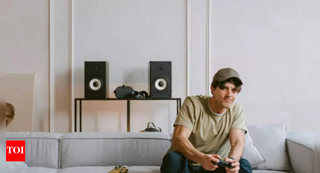 Best Surround Sound Speaker Systems for Enhancing Your Living Room ...
