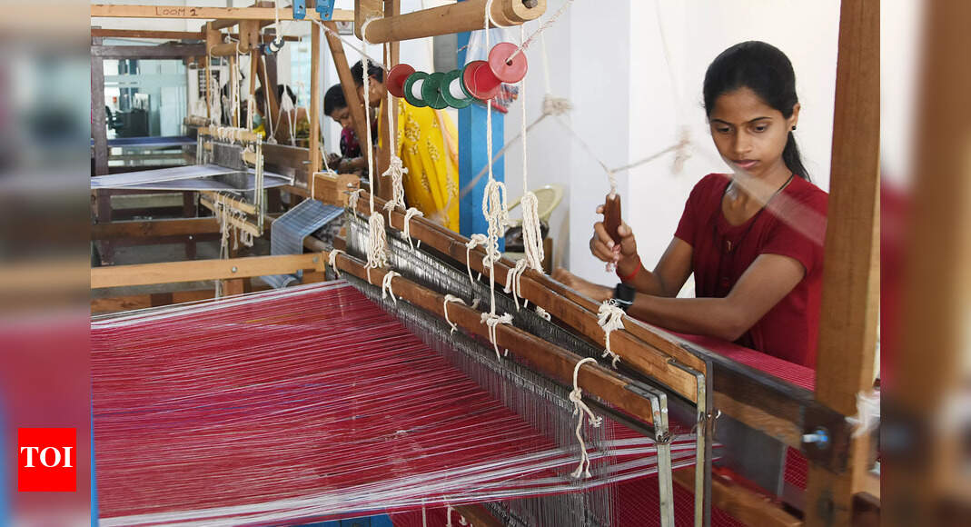 At Lokotsav beginning today, try to create your own Kunbi weave | Goa ...