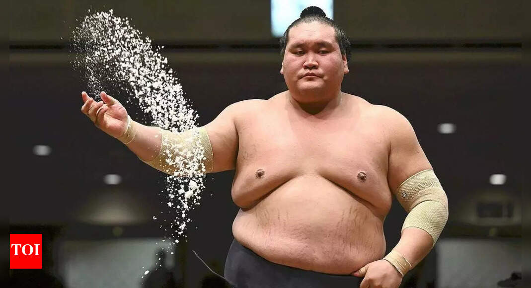 Terunofuji: Japan's only sumo grand master to retire aged 33 | More ...