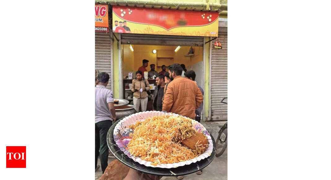 Are food vloggers hyping the mundane? | Events Movie News - The Times ...