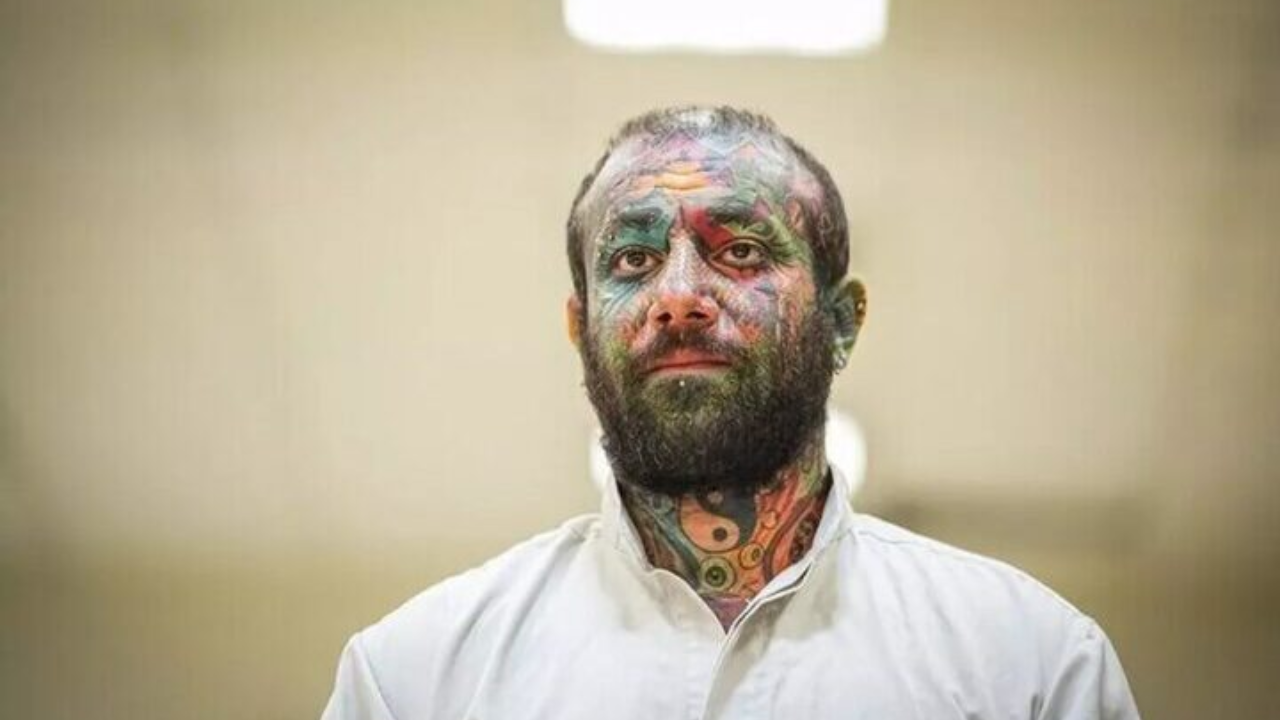 Iranian singer Amir Hossein who released song in support of nuclear ...