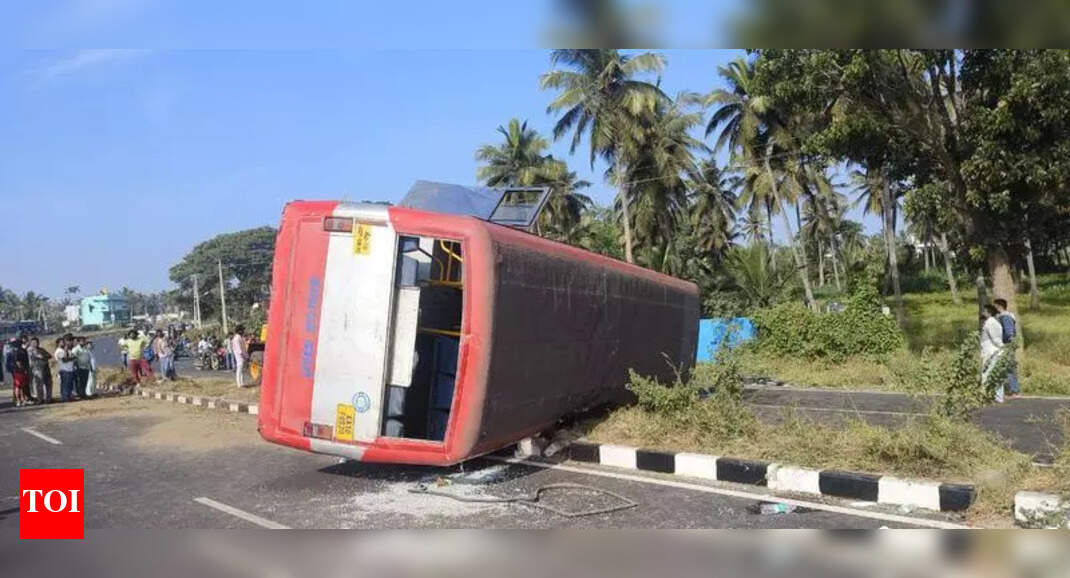 38 injured as KSRTC bus overturns in Mandya | Mysuru News - The Times of India