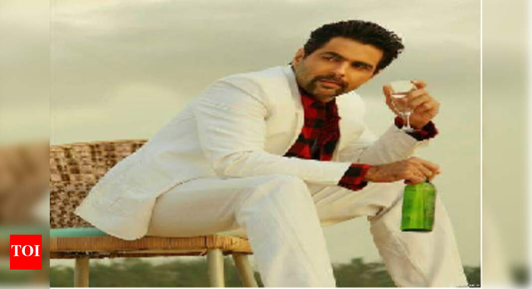 Aman Varma bids adieu to 'Chhoti Bahu' - Times of India