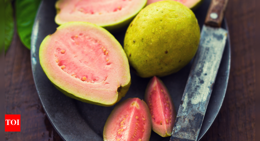 5 reasons guava can beat all seasonal fruits - The Times of India