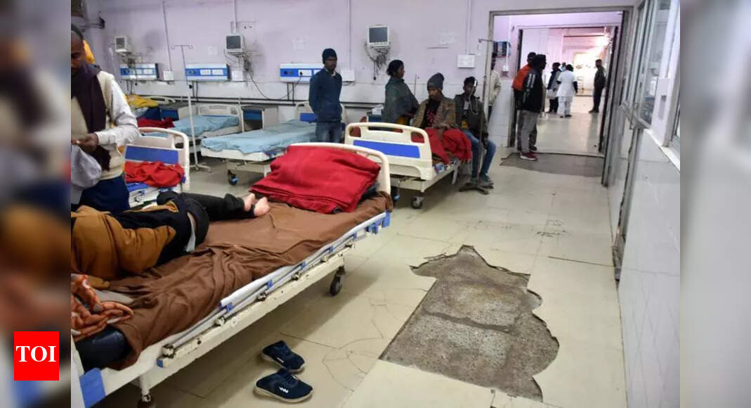 Recovering patients moved from emergency beds to paying wards | Ranchi ...