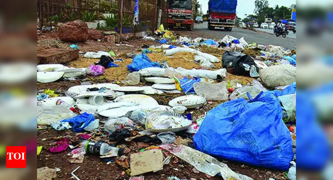 Margao locals protest leachate menace from garbage compactors | Goa ...