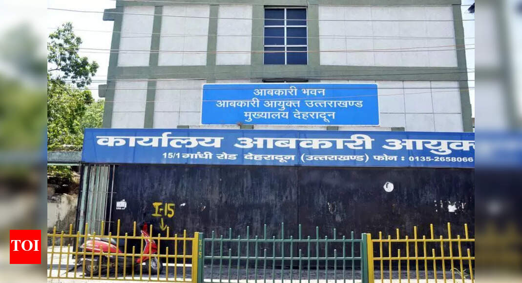 Uttarakhand excise deparment confiscates liquor worth ₹32L ahead of ULB ...