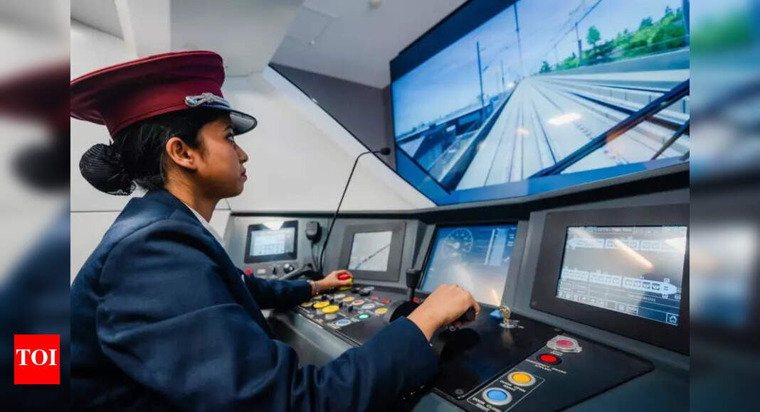 10 Indian Loco Pilots To Get Training & German Lessons | Delhi News ...