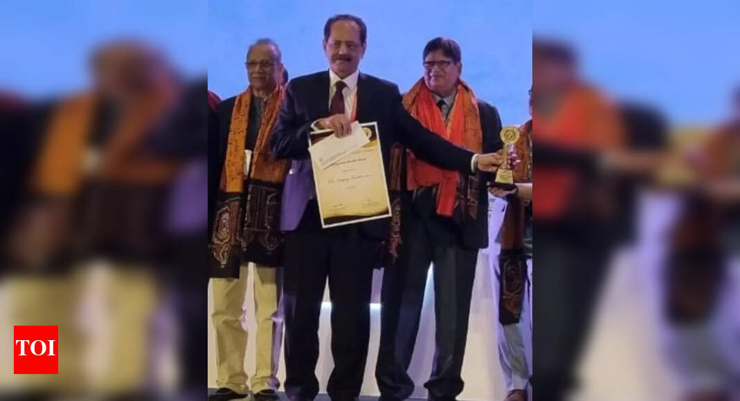 Dr Sanjay Tandon awarded | Lucknow News - The Times of India