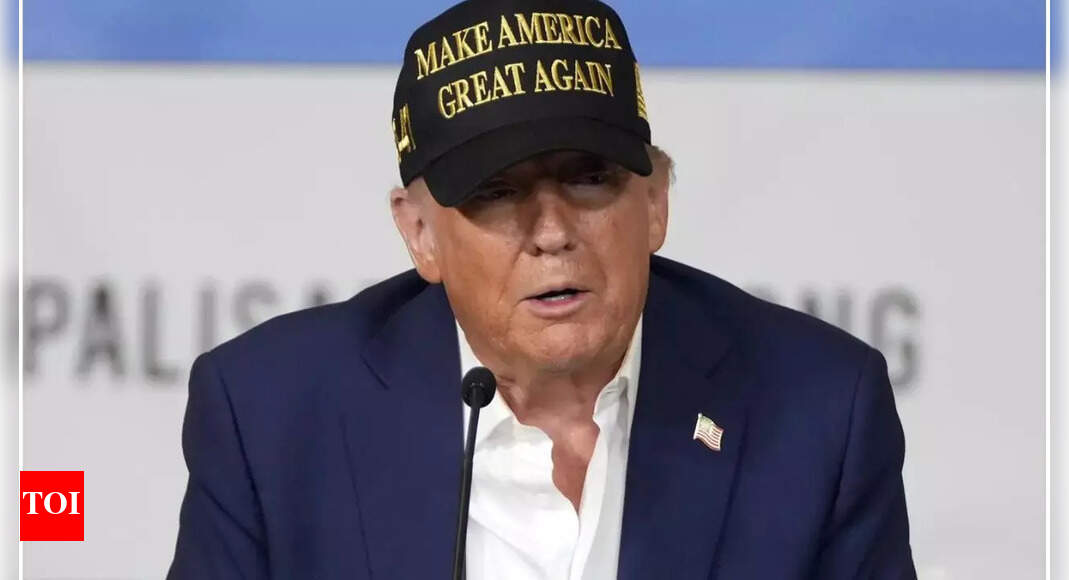 Donald Trump News LIVE Updates: Trump fires at least 12 internal govt ...
