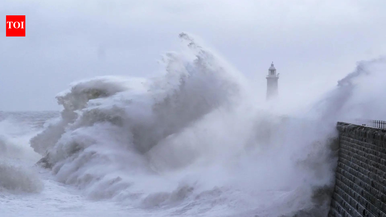 Destructive storm Eowyn hits UK: Record winds, power outages, and ...