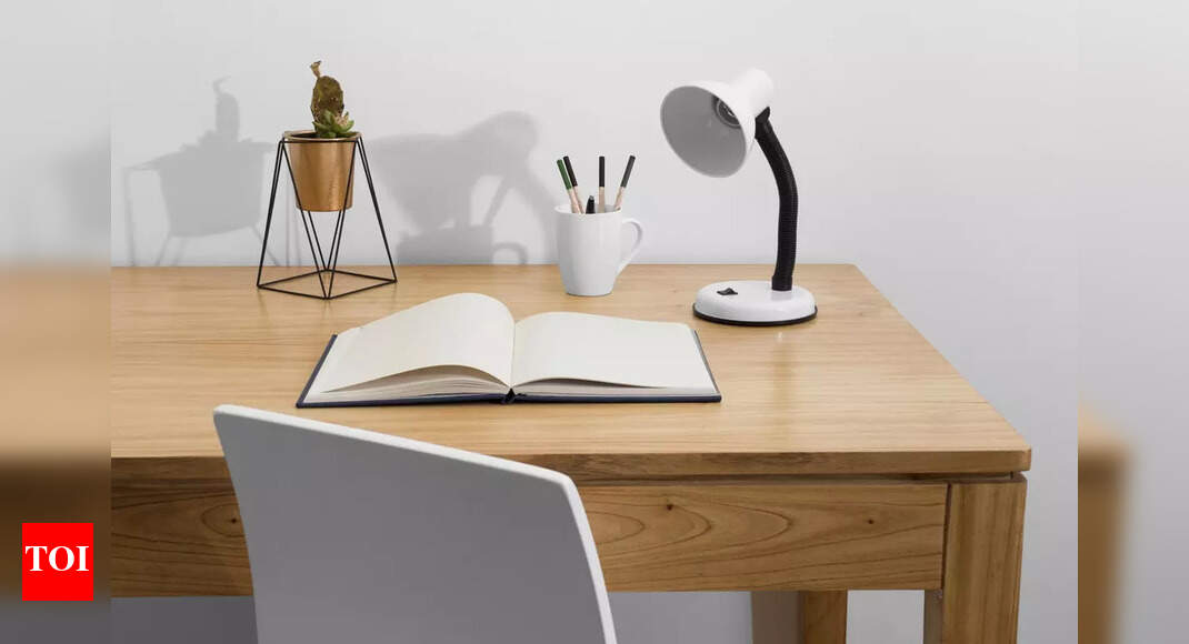 Study Table: Best Study Tables For Maximum Comfort And Focus | - The ...