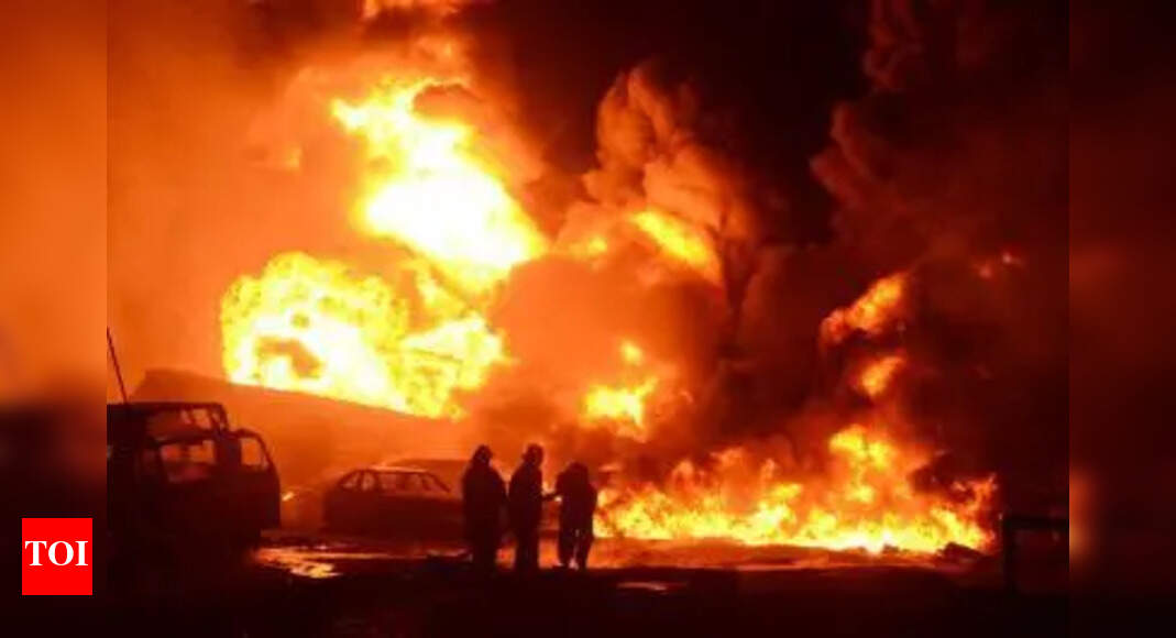 18 dead, 10 injured in gasoline tanker explosion in southern Nigeria ...