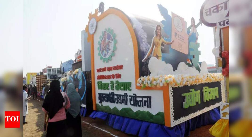 Industry department’s tableau wins first prize | Patna News - The Times ...