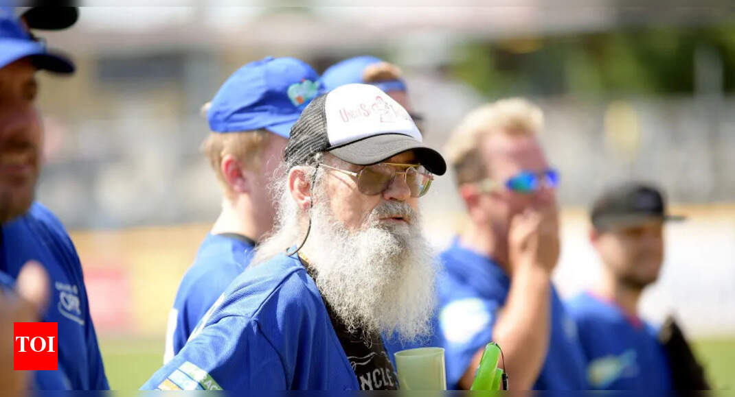 Duck Dynasty’s Si Robertson Recovering After Hunting Accident in ...