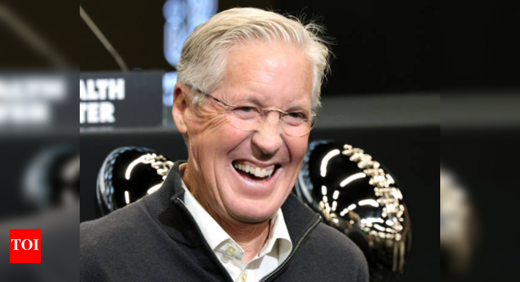 “I’m just gonna do it and kick a**” slams 73-year-old Raiders head ...