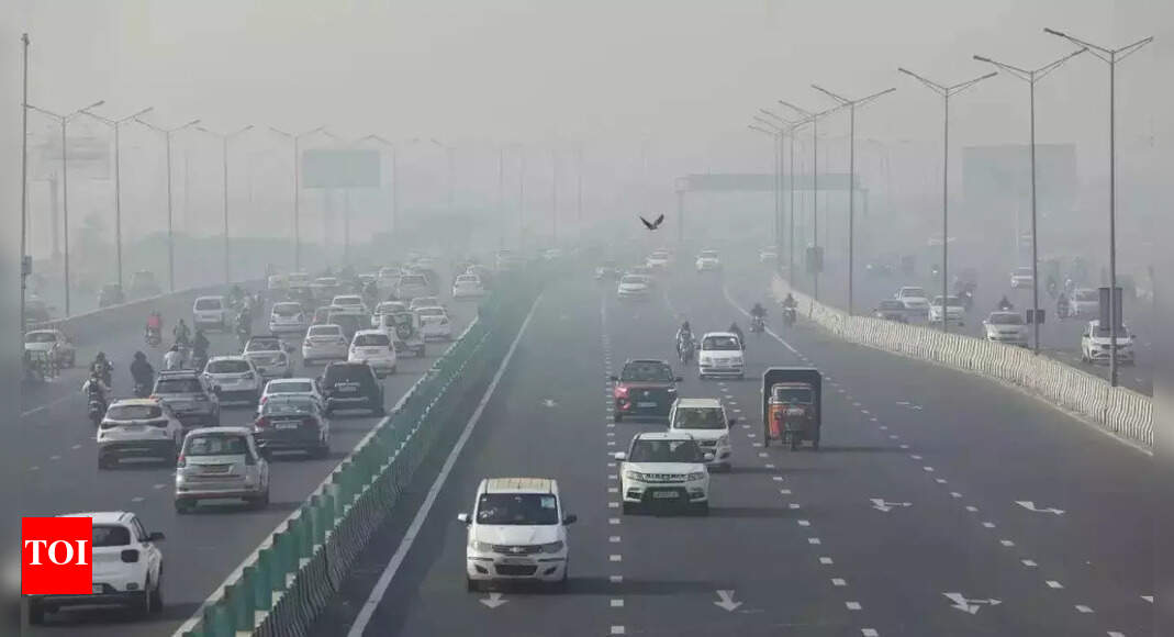 GRAP 3 curbs back in Delhi-NCR: These vehicles banned again amid rising ...