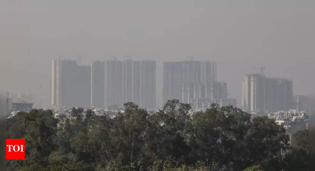 Winds help clear pollutants in Gurgaon, air improves, GRAP III curbs ...