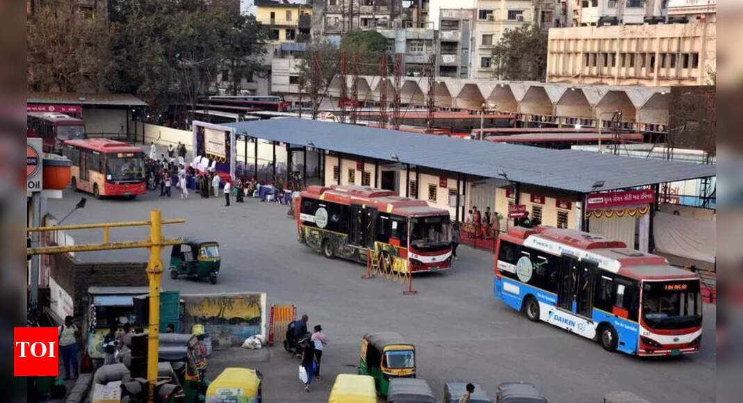 New city bus station opens | Surat News - The Times of India