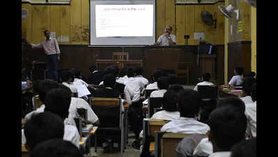 1st govt school gets smart classroom | Kolkata News - The Times of India