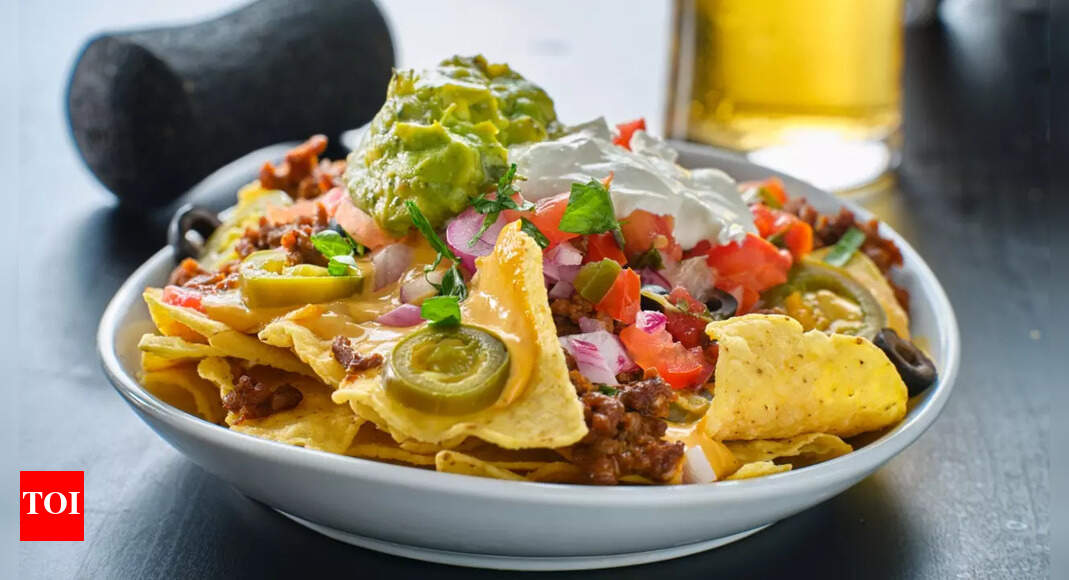 Bobby Flay’s nachos recipe is the perfect snack for Super Bowl 2025 ...